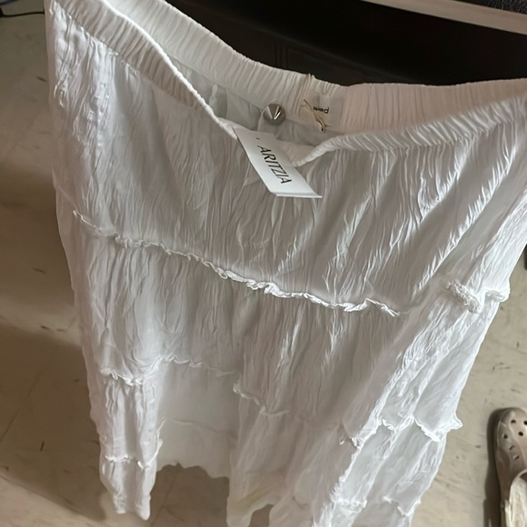 Aritzia | Skirts | Aritzia Brand New With Damasque Skirt Small With ...